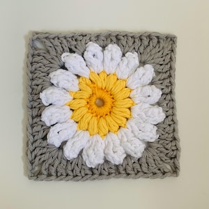Daisy Crochet Bag -PDF PATTERN ONLY- Make Your Own Lovely Crochet Daisy ...