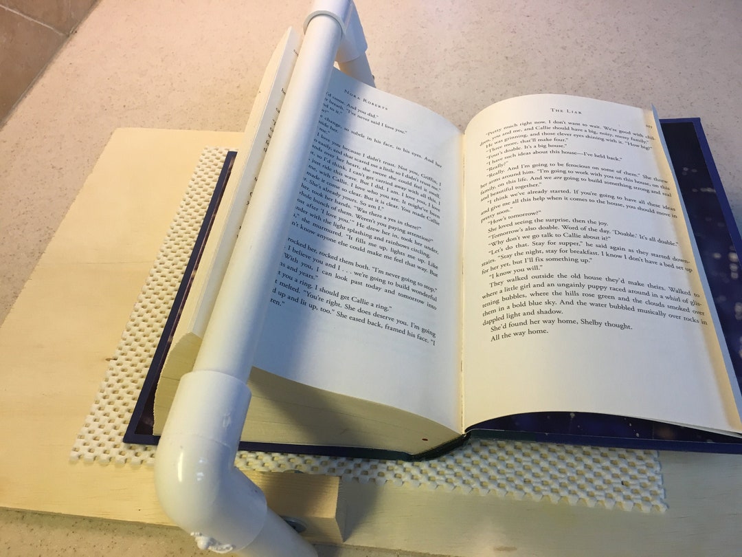 Pattern for a Page Pal, Book Folding Page Holder Pattern, Make a Page ...
