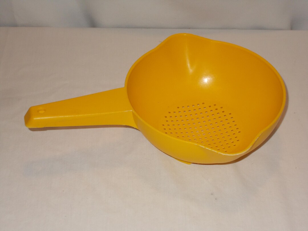 Vintage Tupperware 1200 Yellow Colander Strainer NICE Piece - Etsy