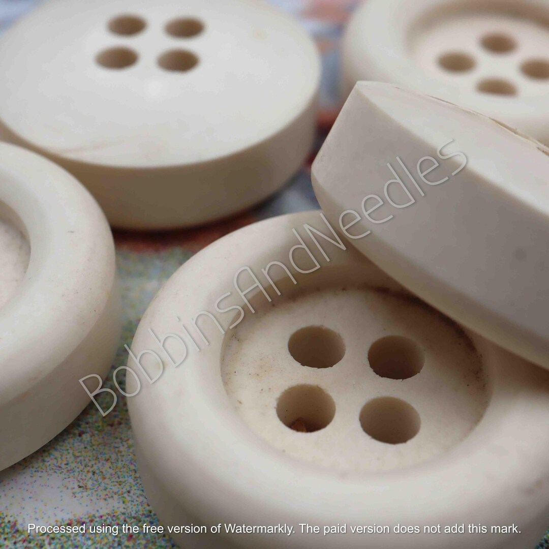 Vintage Light Cream Galalith Buttons: 27mm Casein Buttons, Set of 9 - Etsy