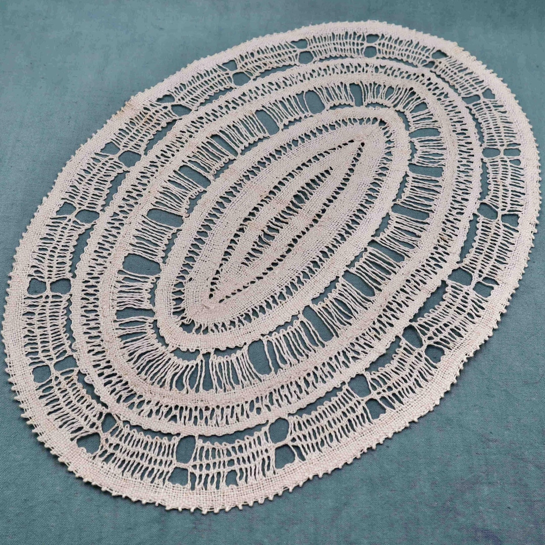 Doily Handmade Bobbin Lace Placemat Linen Oval Doily French Lace Mat ...
