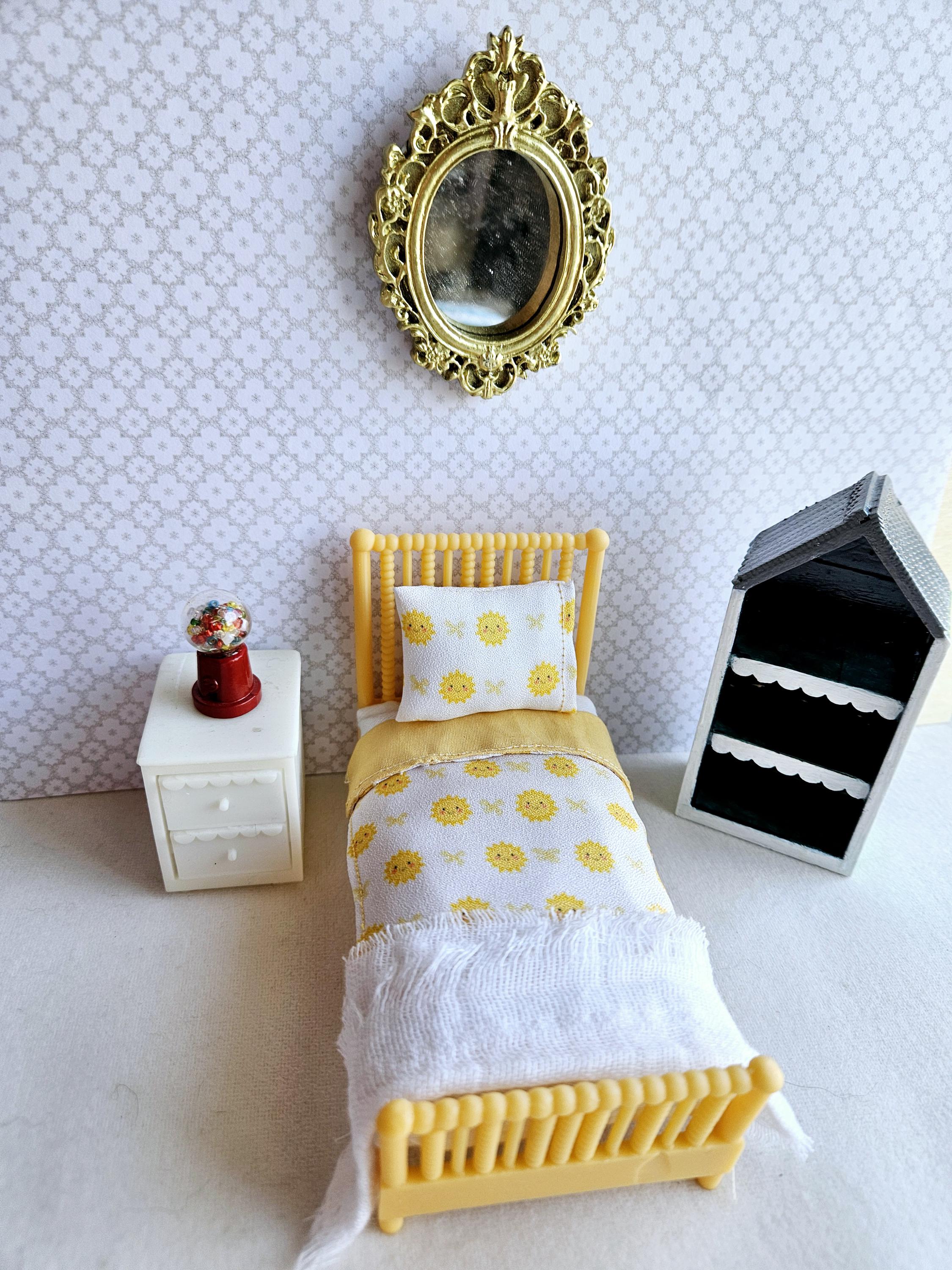 Miniature Yellow Spindle Twin Dollhouse Bed With Mattress 1:12 Scale ...
