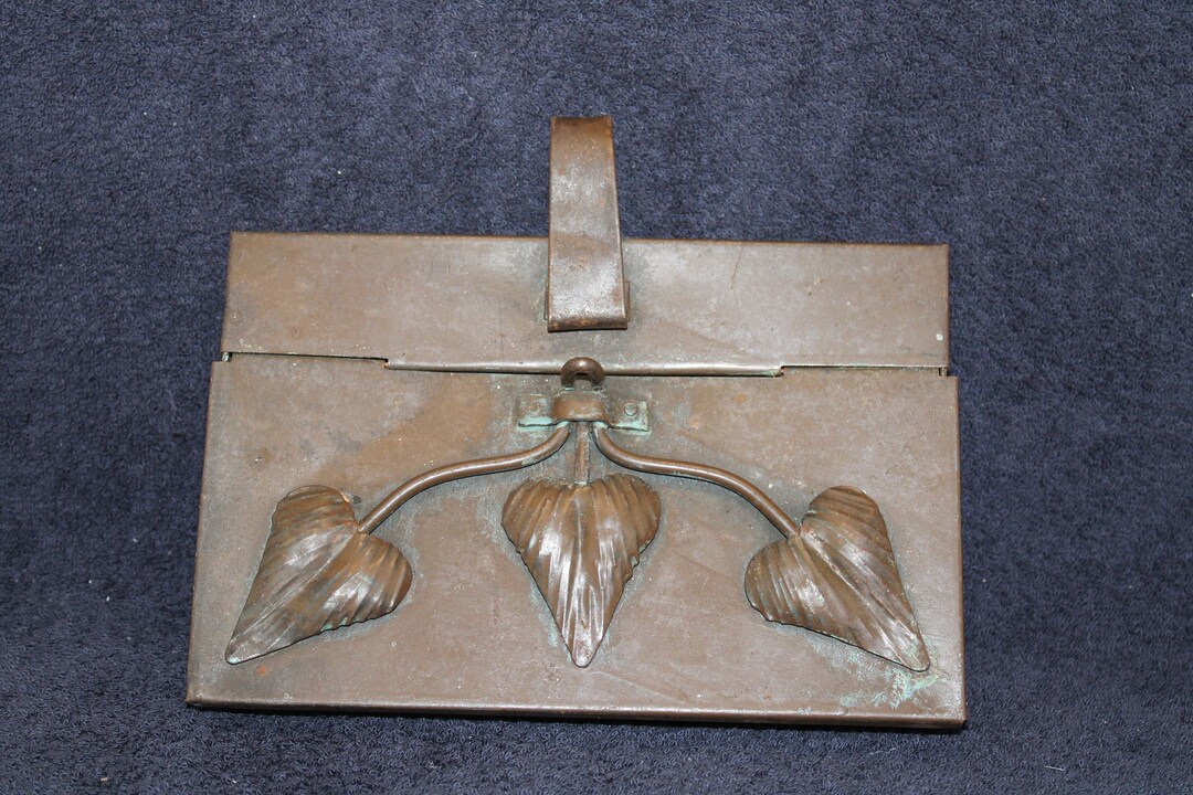 Antique Brass Crumb Caddy, Box L#16 - Etsy