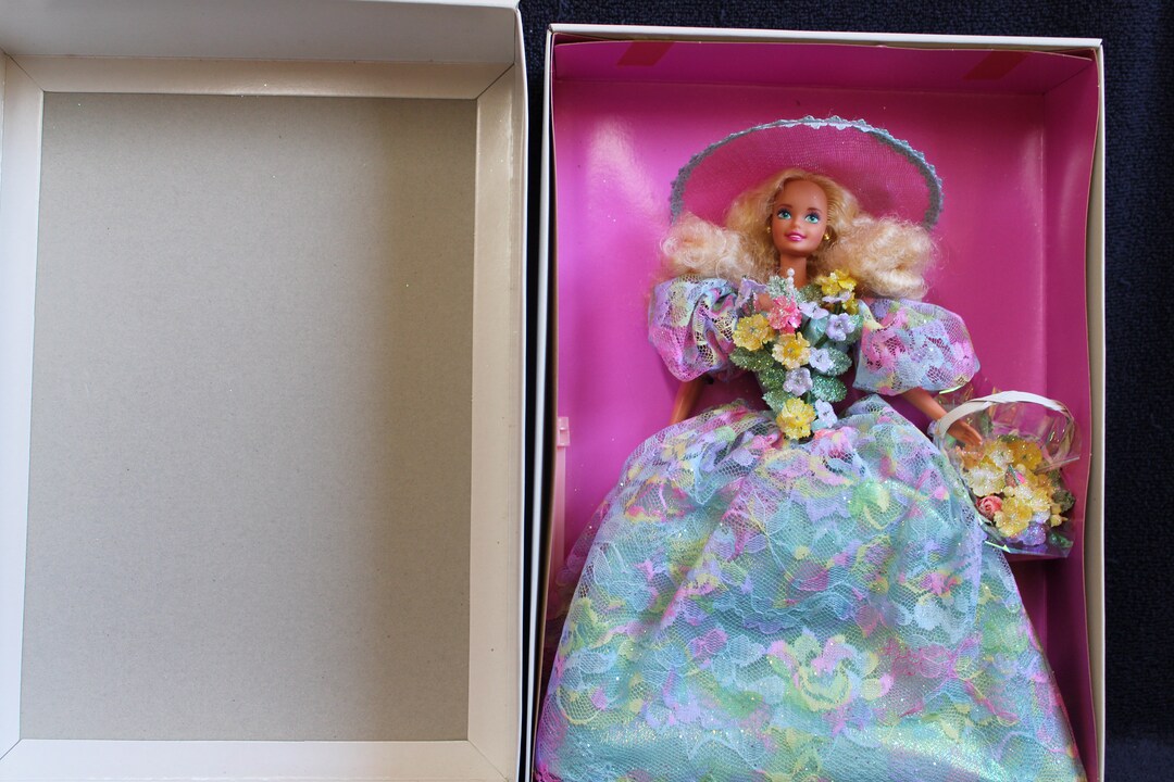 Vintage 1994 Mattel Enchanted Seasons Spring Bouquet Barbie Doll GB3-69 ...