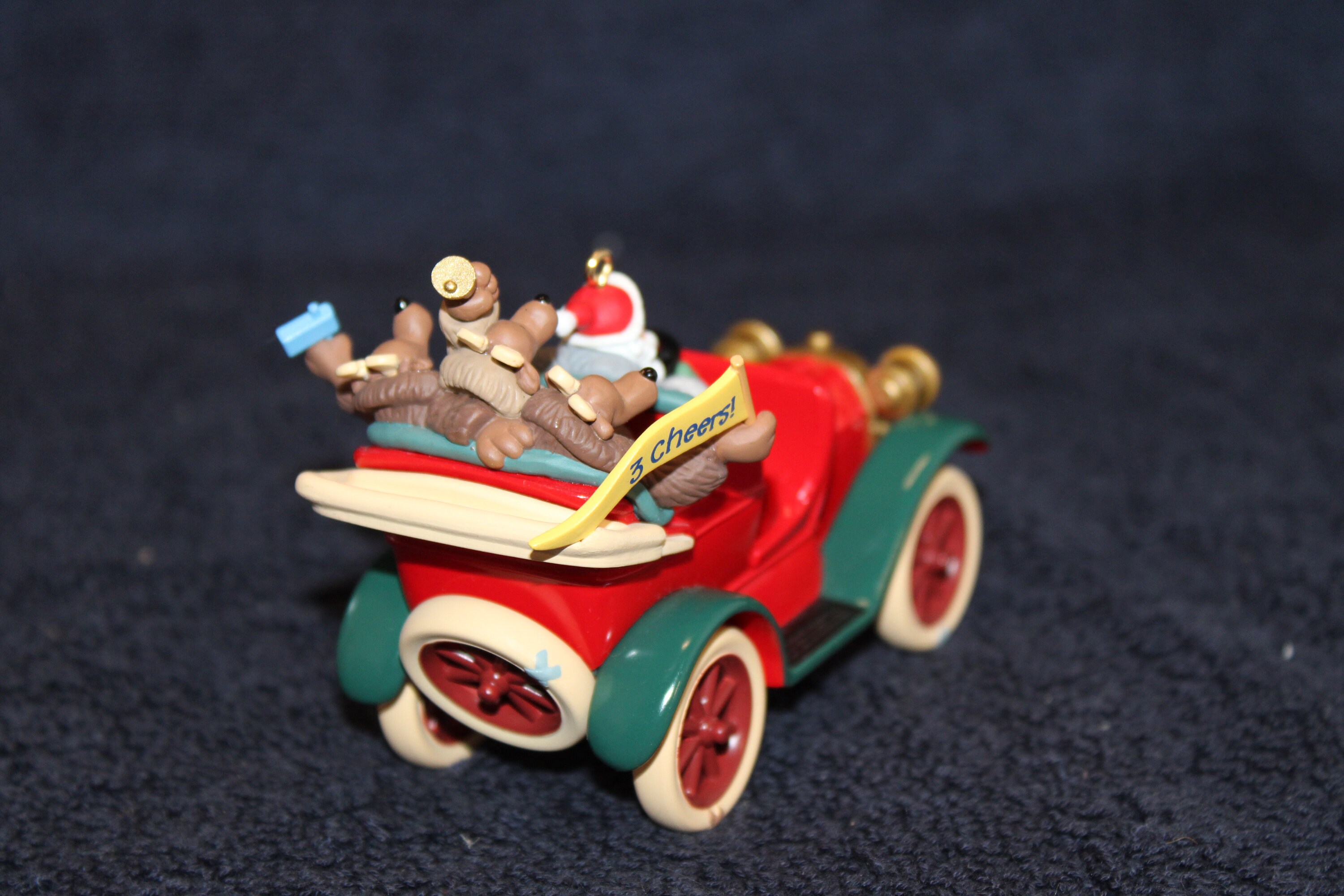 Choice: Hallmark Keepsake Ornament 2001 Snoozing Santa Wind up Animated ...