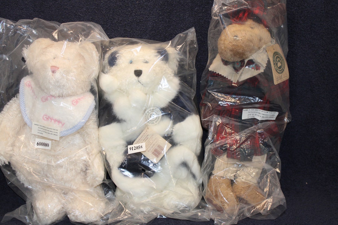 Boyd's Bear Huggle Fluffs Buddy Bear #600000 or Sonja Frostbeary Bear ...