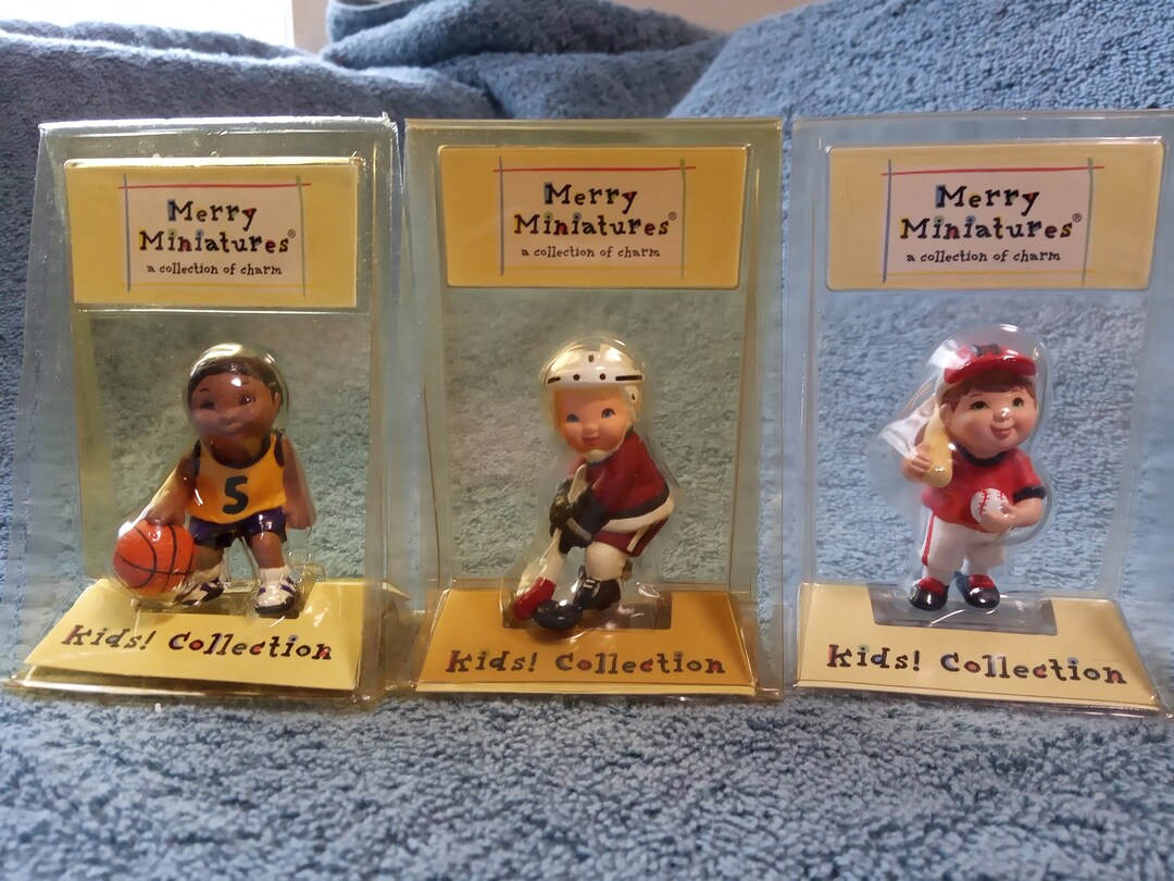 Hallmark 2000 Merry Miniatures Kids Collection Hooper, Blade, Slugger ...