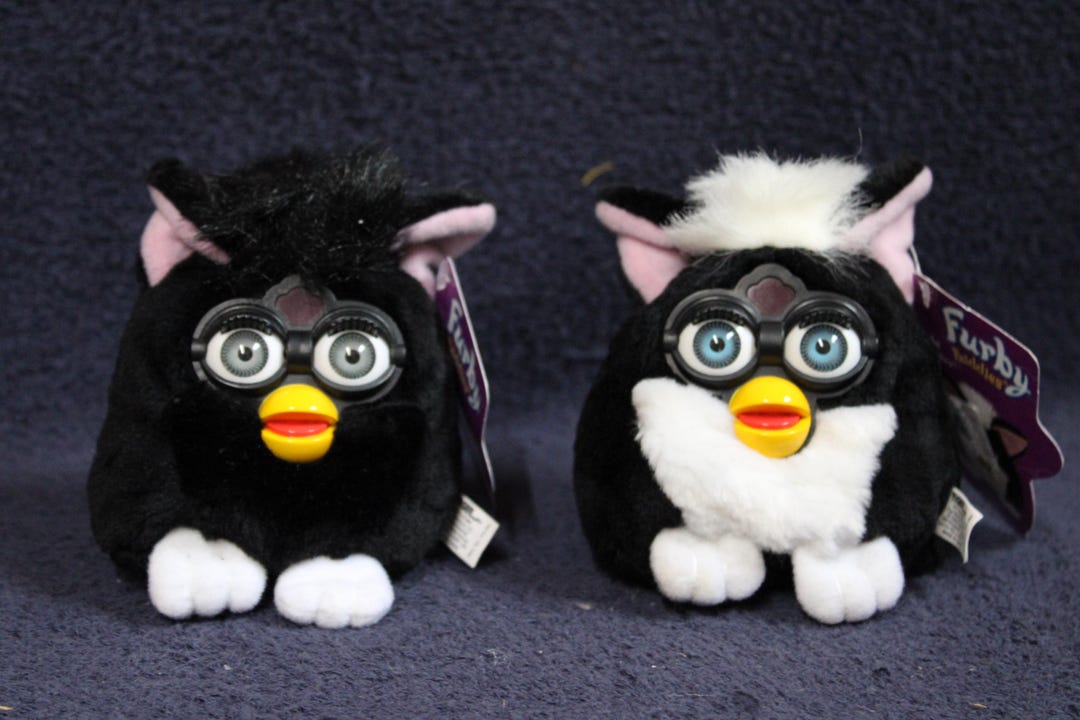 Choice: Vintage 1999 Furby Buddies “very Hungry” With Hang Tag OR 1999 ...
