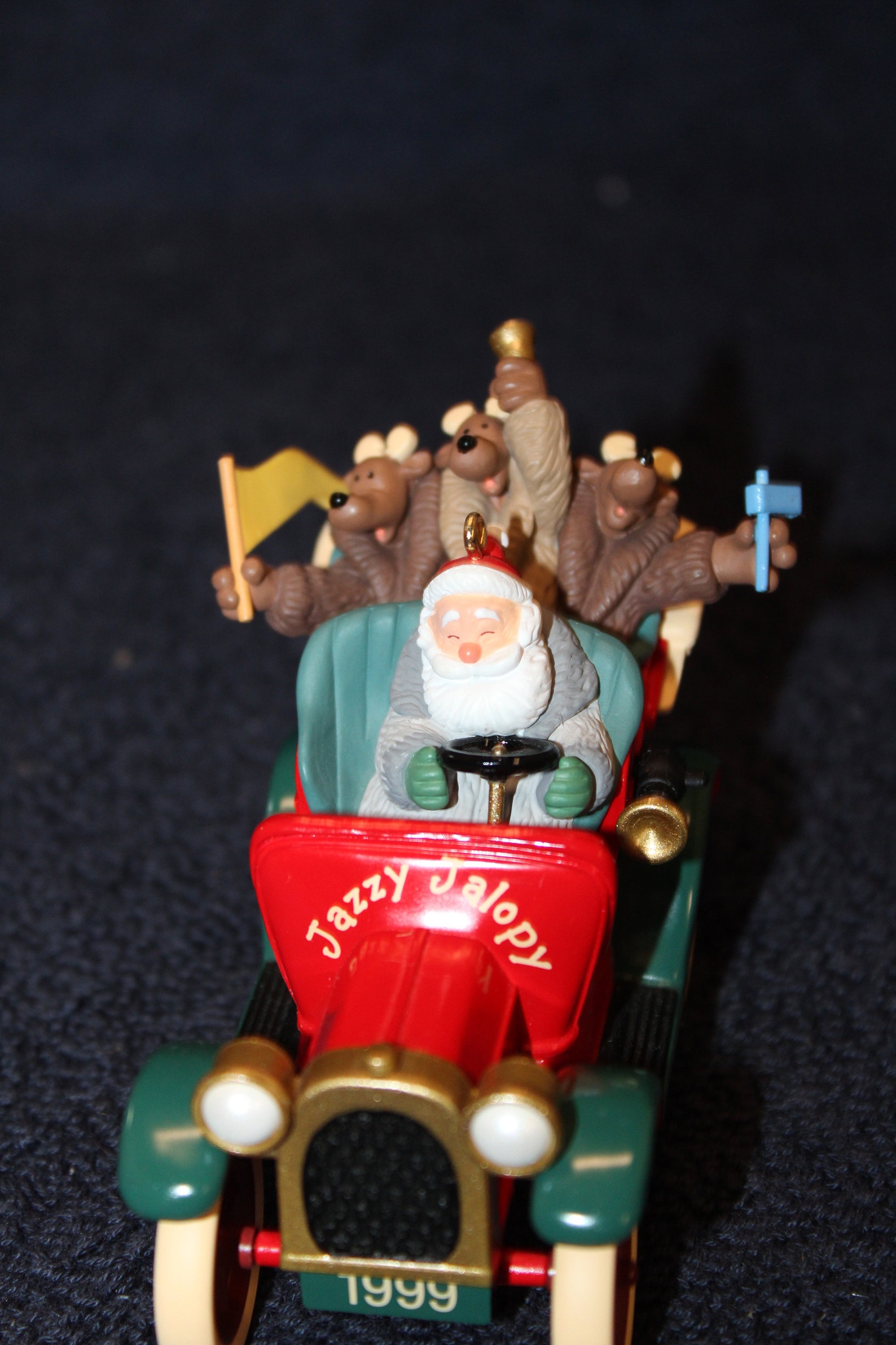 Choice: Hallmark Keepsake Ornament 2001 Snoozing Santa Wind up Animated ...