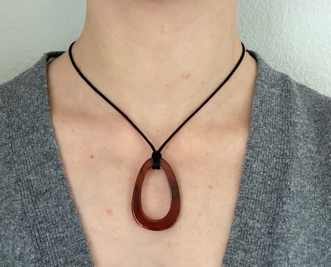 Brown Tortoise Shell Resin Oval Irregular Teardrop Pendant Adjustable ...