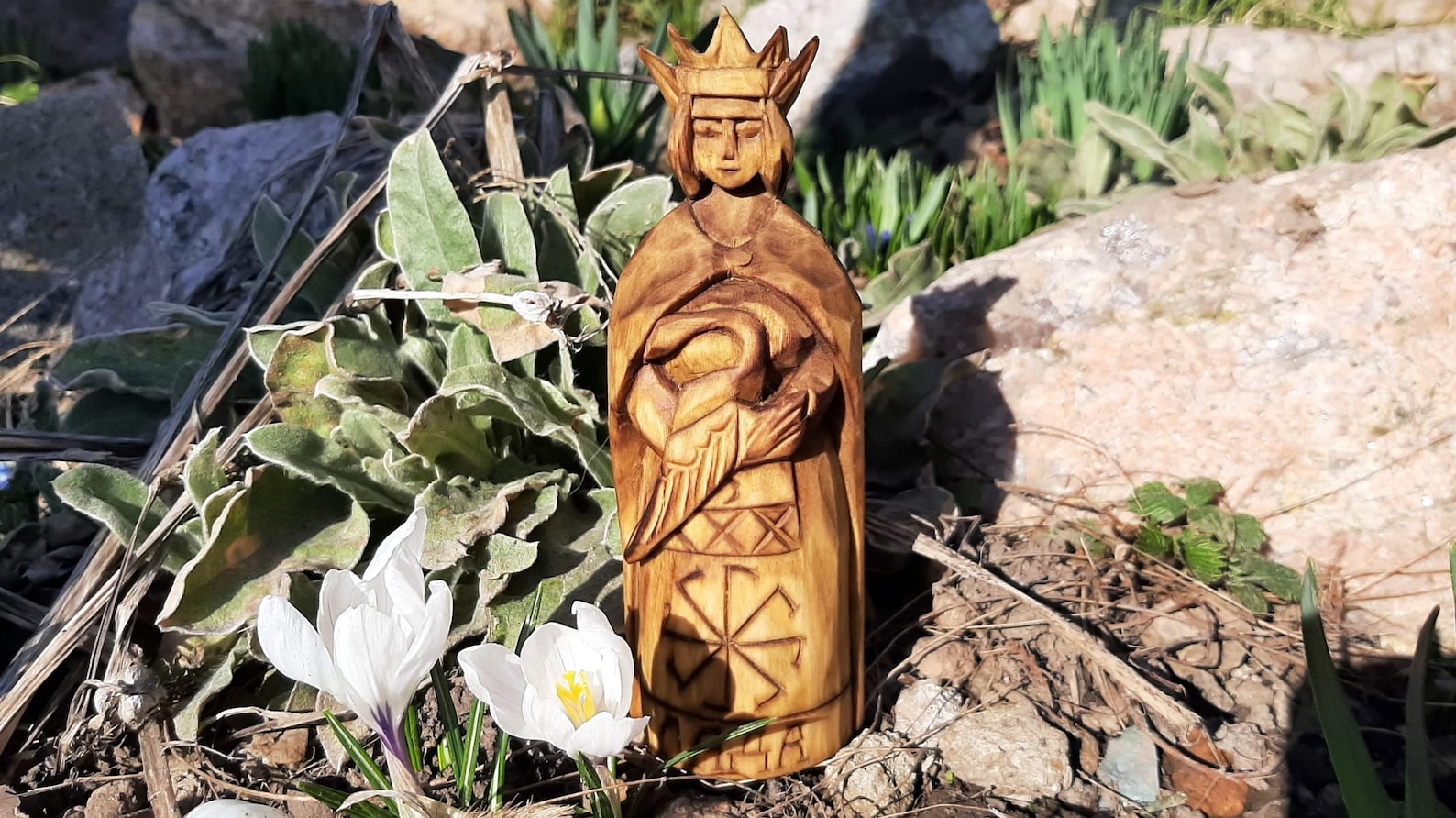 Lada Slavic Goddess Wooden Statue Hand Carved Slavic Goddess - Etsy