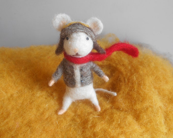 Needle Felted Mouse, Miniature Mouse, Single Piece, One of a Kind ...