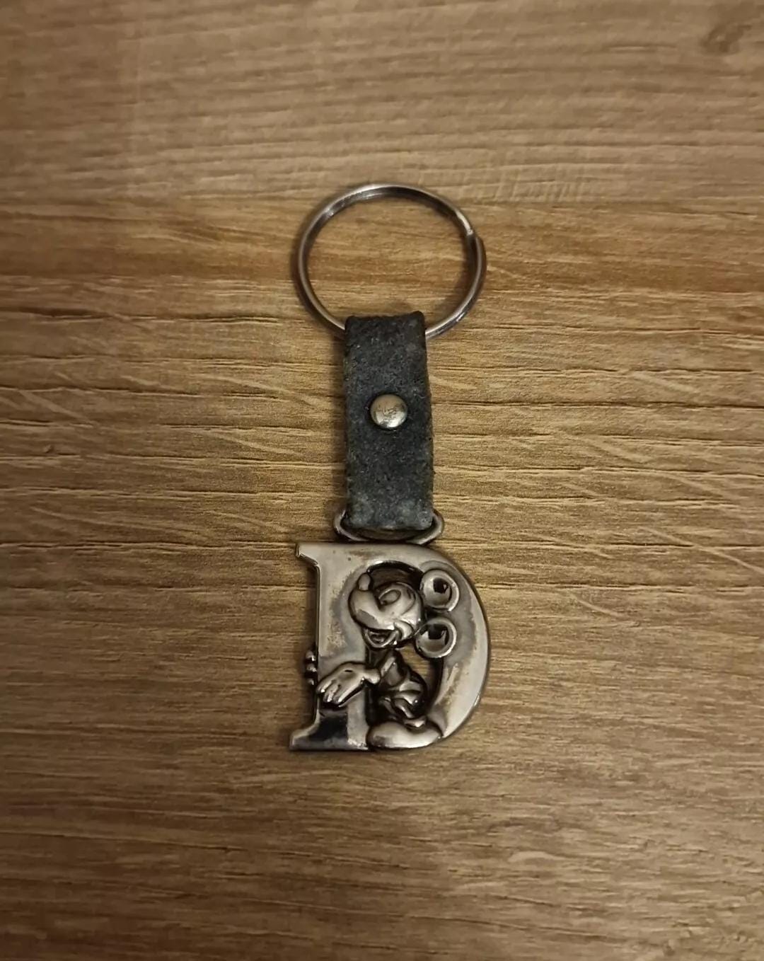 Disneyland Paris Retro Vintage Style Mickey Mouse Key Ring - Etsy