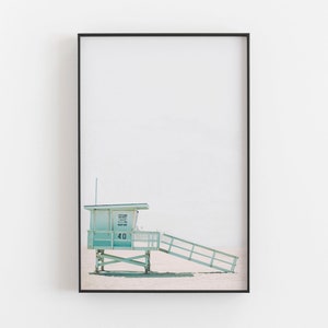 Lifeguard Hut Print, Beach Wall Art, Coastal Wall Decor, Lifeguard ...