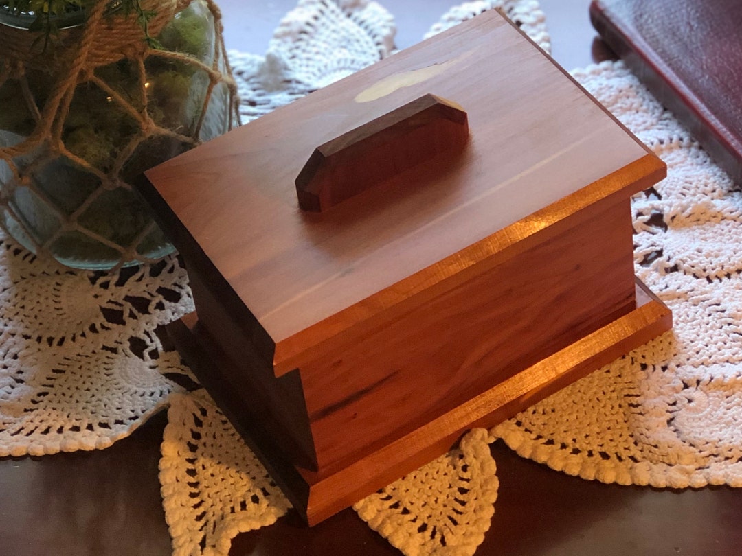 Aromatic Cedar Keepsake Box - Etsy