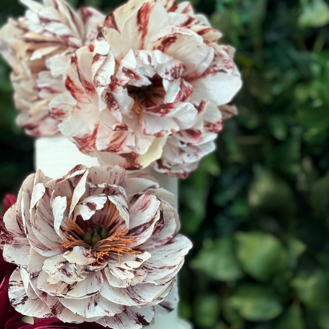 Wafer Paper Peony: Edible Wedding Cake Flower Topper (15cm) - Etsy