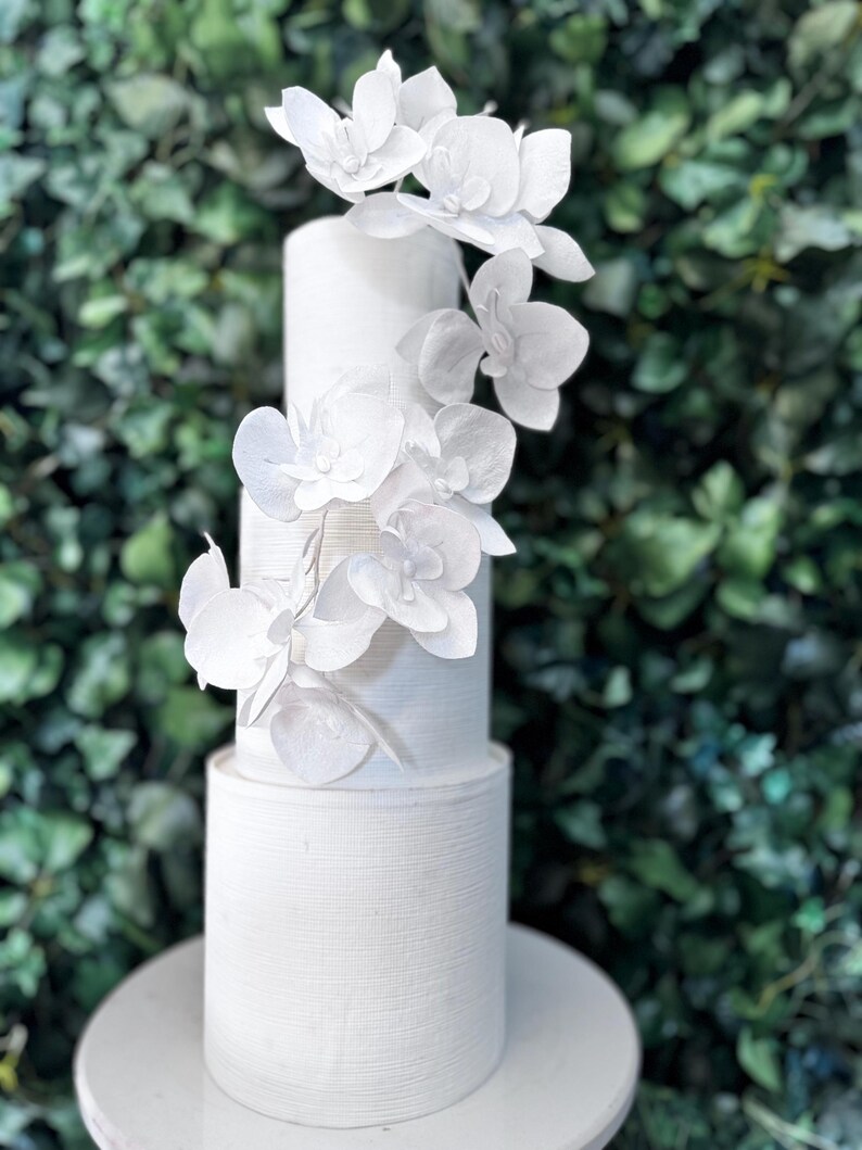 Wafer Paper Orchid Flowers: Edible Cake Topper, Wedding Decor - Etsy