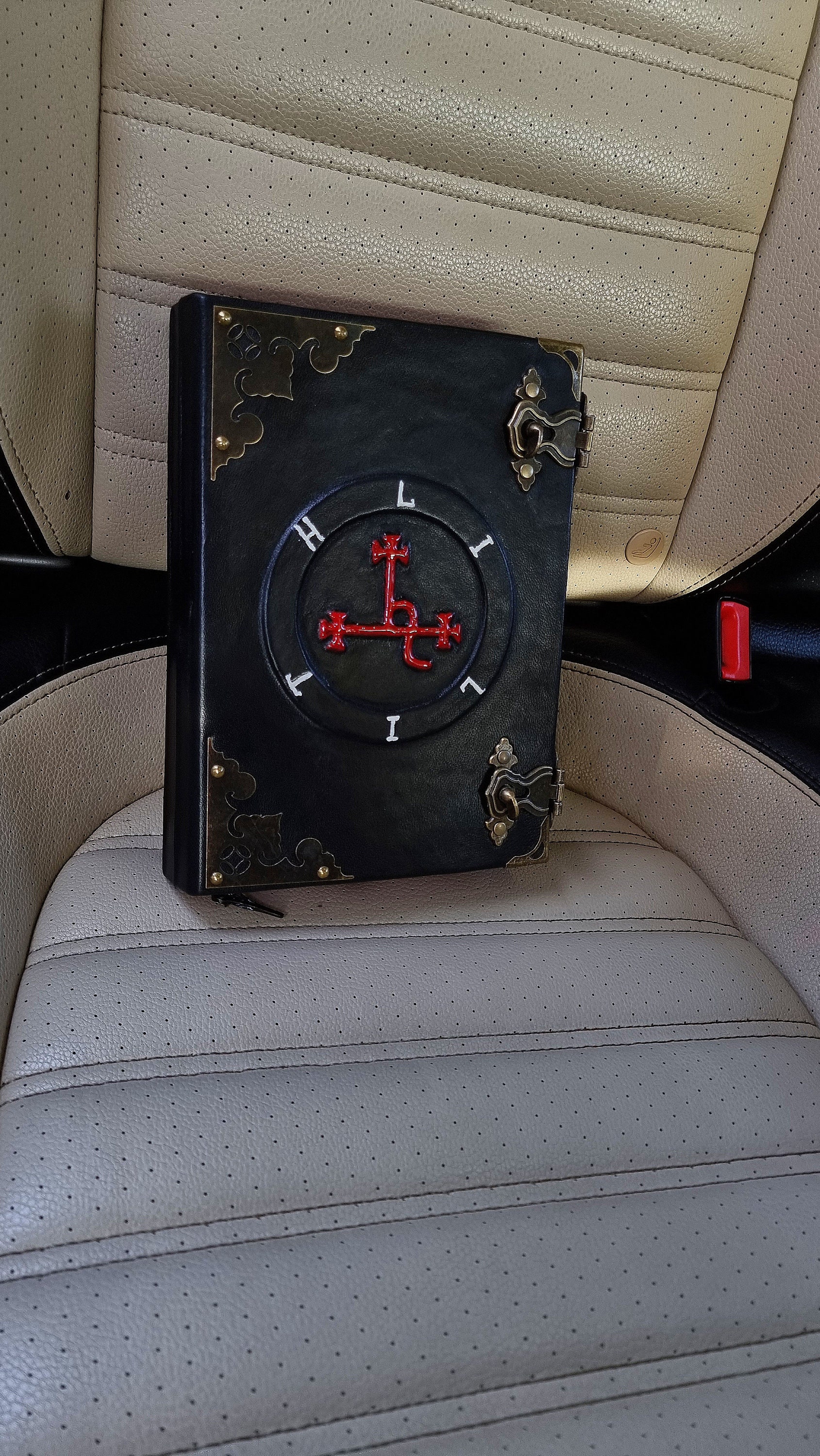 Magic Book lilith, Grimoire - Etsy