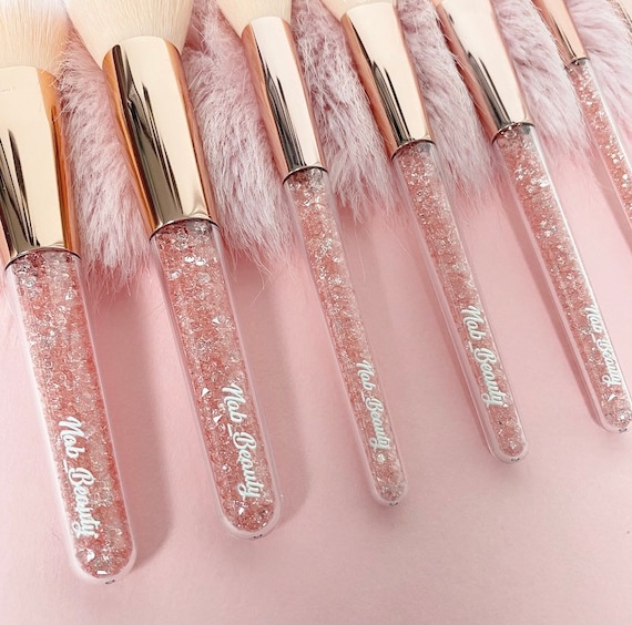 Pink Makeup Brushes Set