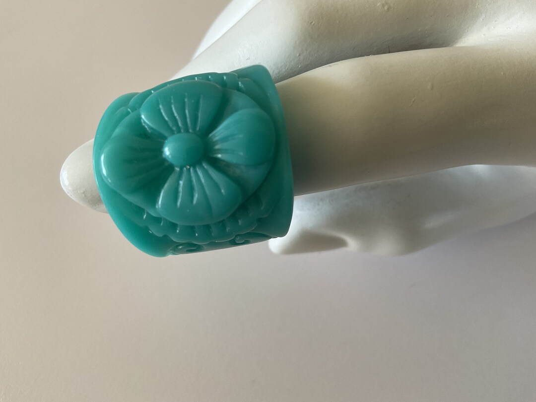 70s France Lucite Ring/us 9 Size Lucite Ring/ Flower Turquoise Ring ...