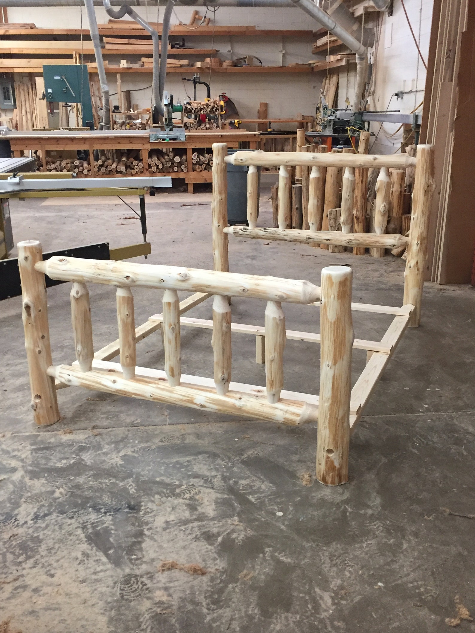 Rustic Twin Cedar Log Bed Log bedroom furniture Rustic | Etsy