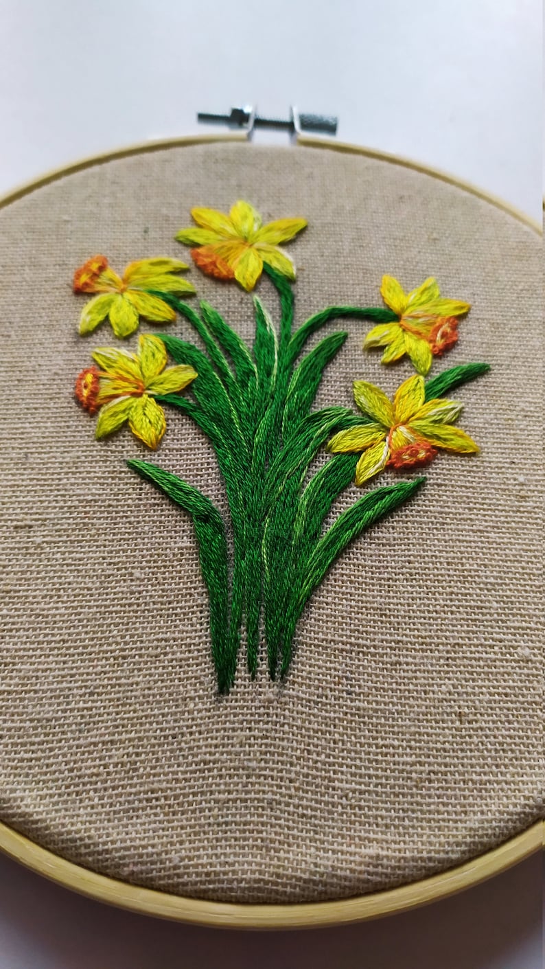 Daffodil Spring Flowers Embroidery Flowers Botanical - Etsy