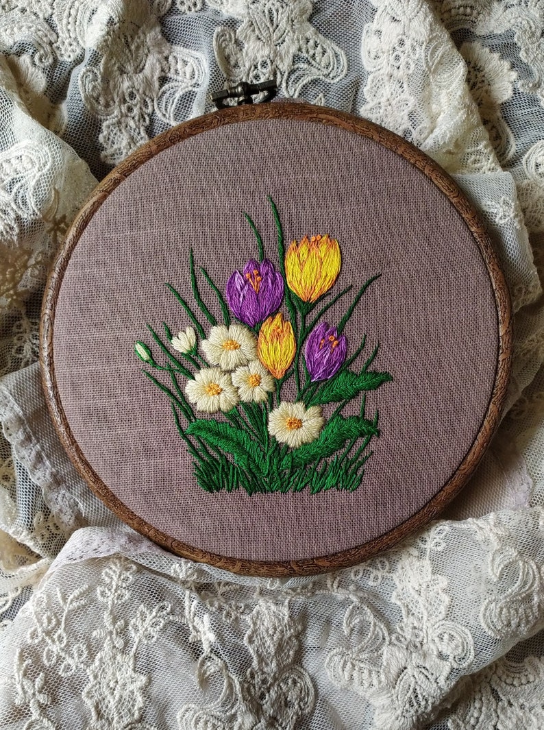 Embroidery Hoop Art, Embroidery Spring Flowers, Crocus Flowers ...