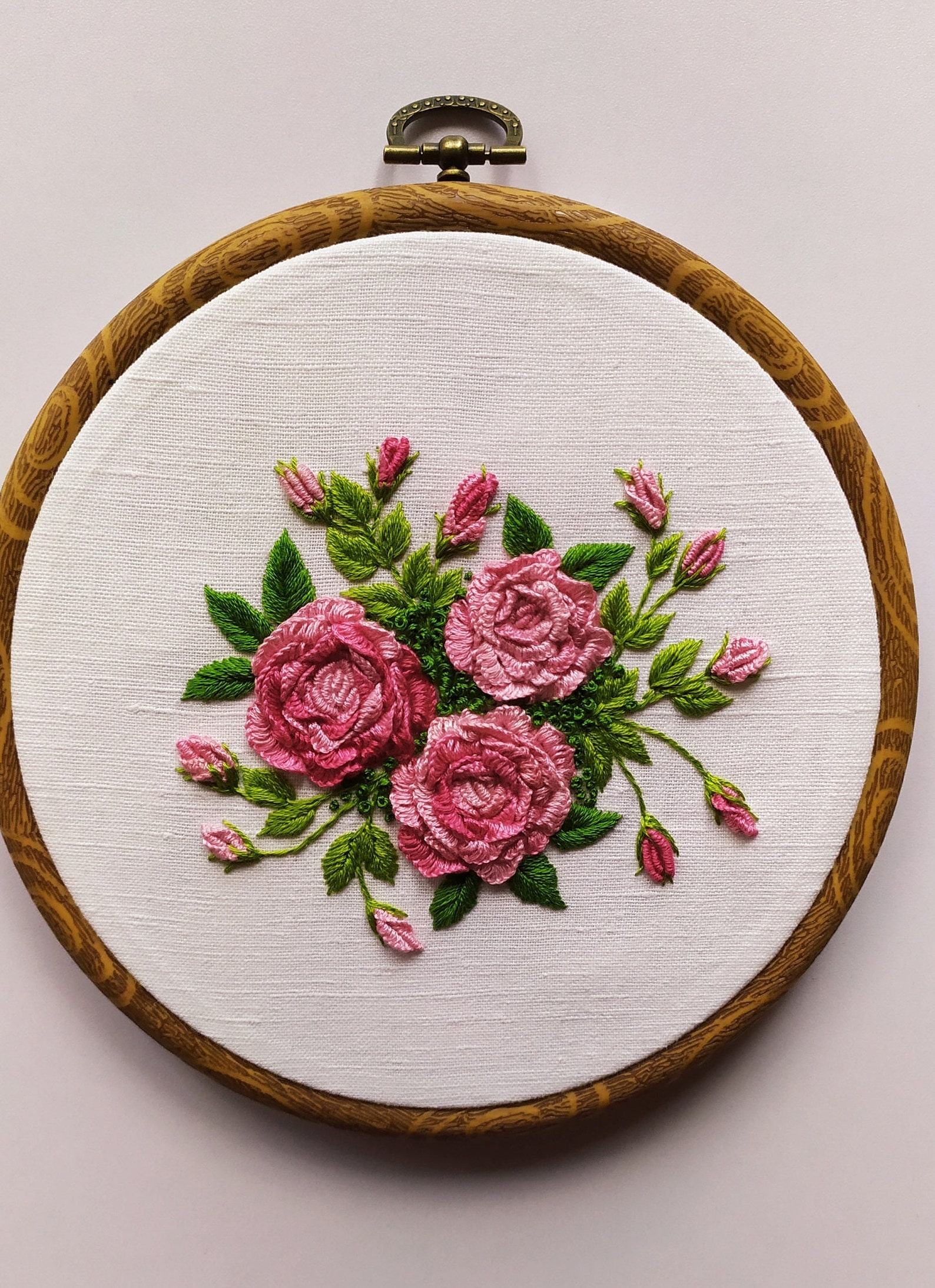 3d Embroidery, Roses Flowers, Embroidery Flowers, Modern Embroidery ...