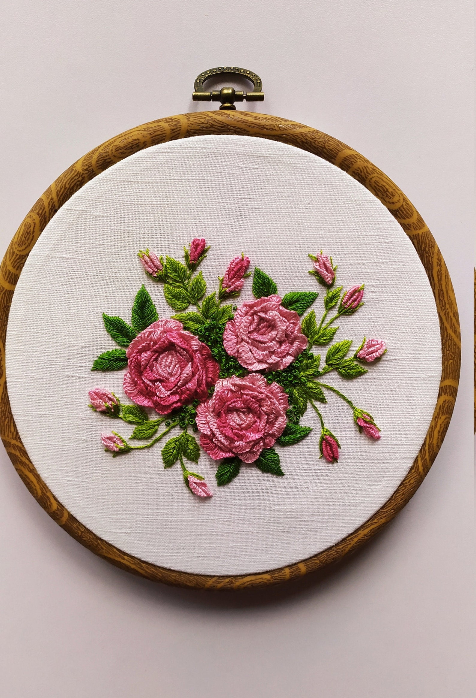 3d Embroidery, Roses Flowers, Embroidery Flowers, Modern Embroidery ...