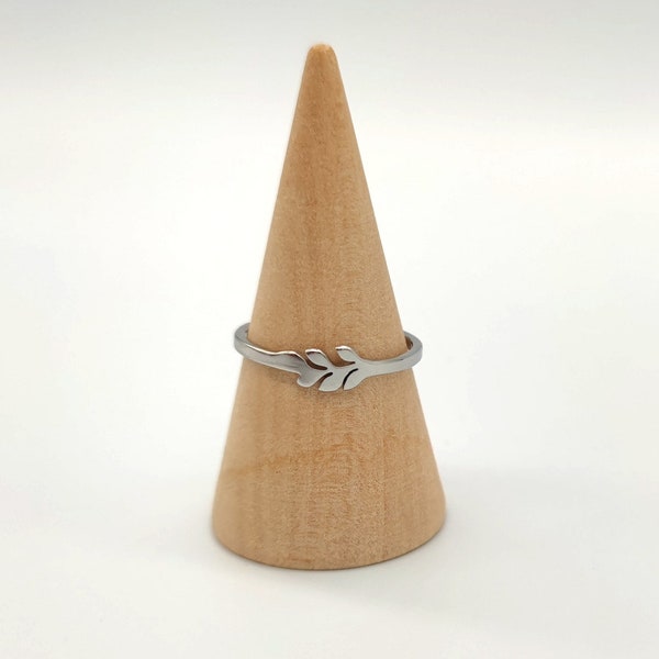 Laurel Leaf Ring - Etsy