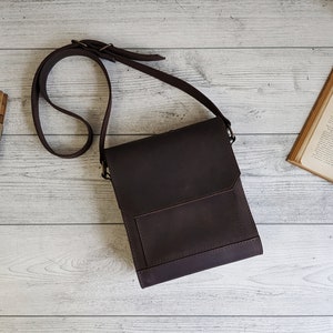 Leather Mens Crossbody Bag, Small Shoulder Bag for Men, Brown Leather ...