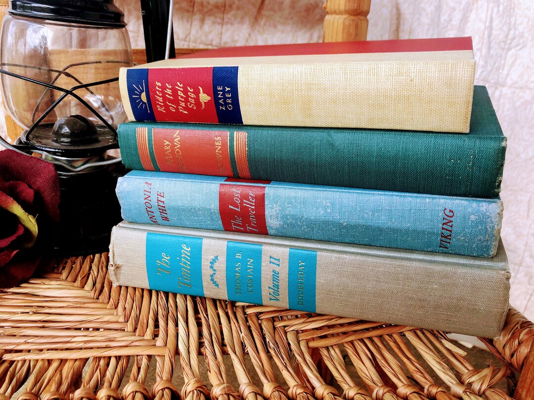 Vintage Book Set, Hardcover Books, Vintage Novels, Decorative Books ...