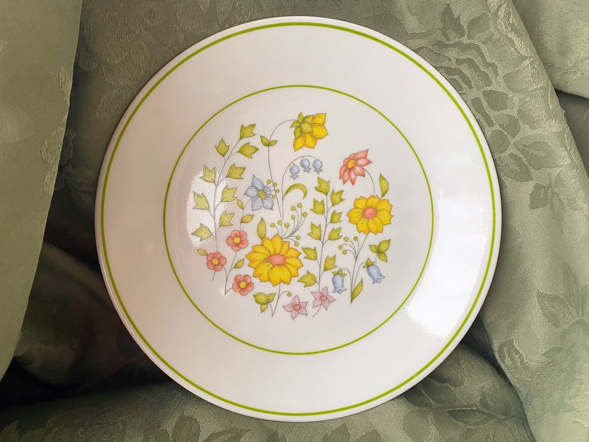 Vintage Corelle by Corning Meadow Pattern, Set of 2 Salad Plates, Set ...