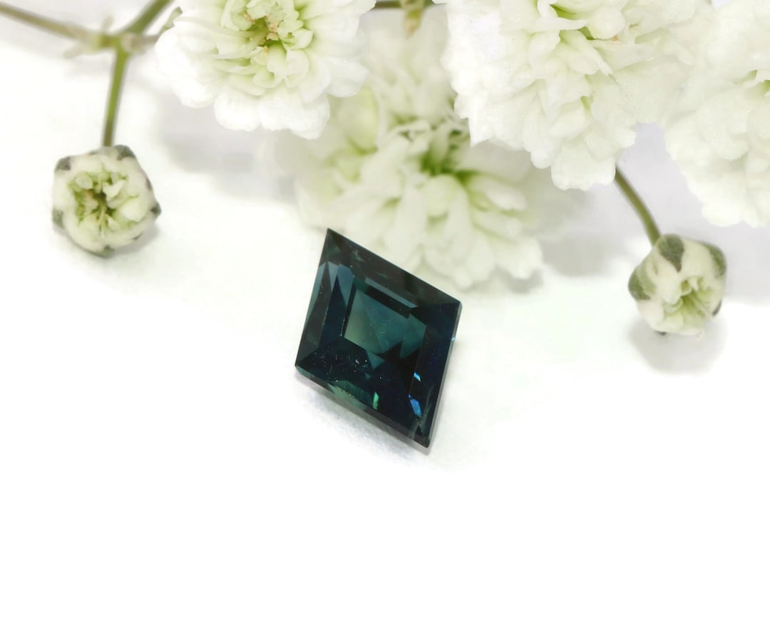 1 Carat Lozenge Blue Green Natural Sapphire Gemstone Loose - Etsy