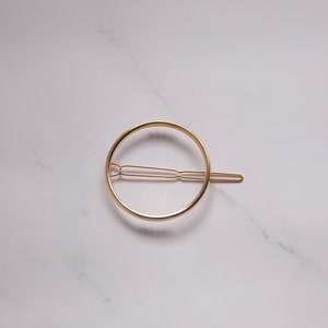 Circle Hair Clip Hollow Geometric Hoop Round Gold or Silver Metal Hair ...