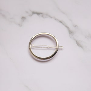Circle Hair Clip Hollow Geometric Hoop Round Gold or Silver Metal Hair ...