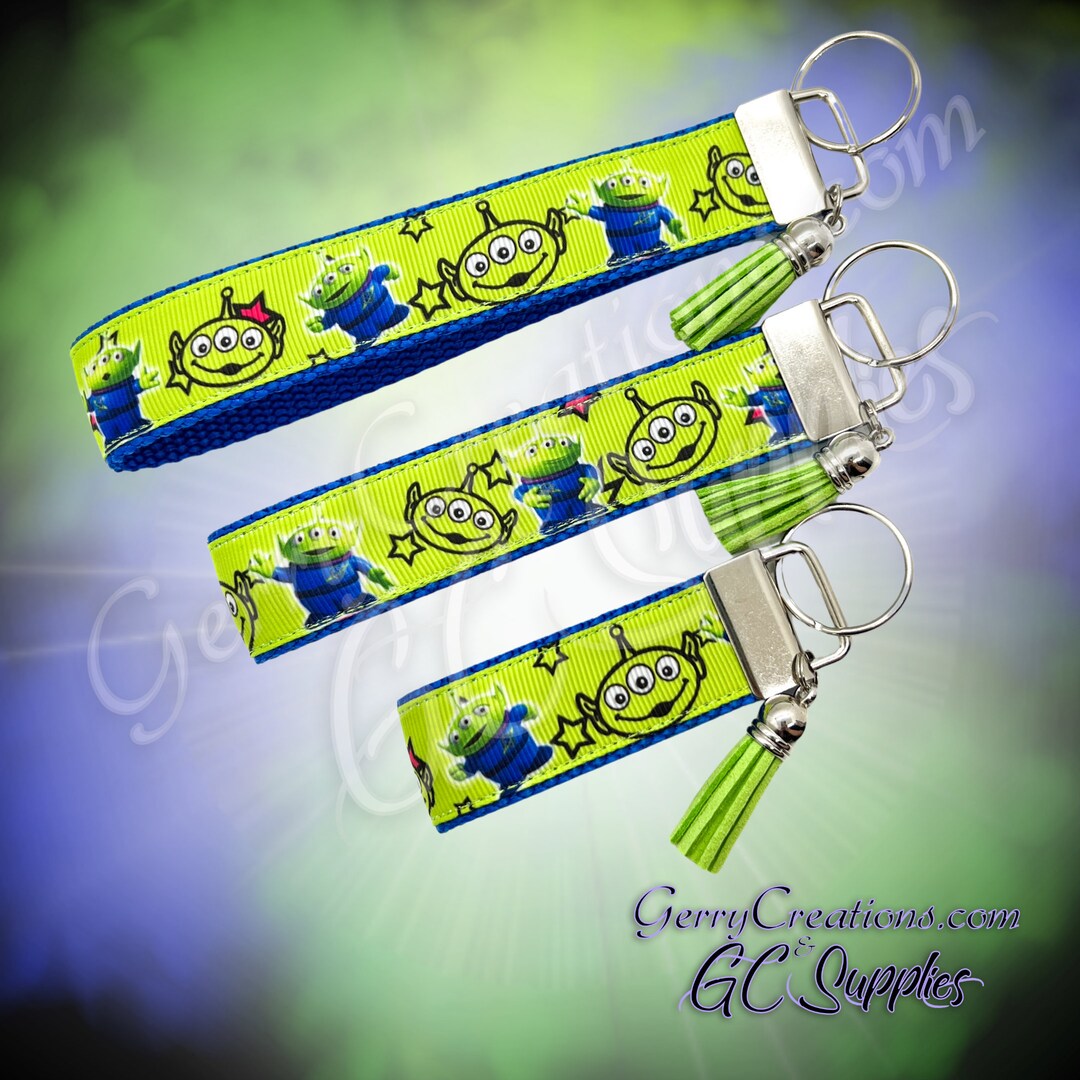 Toy Friends - Green Alien Claw Game Ribbon Keyfob Keyring Keychain Fob ...