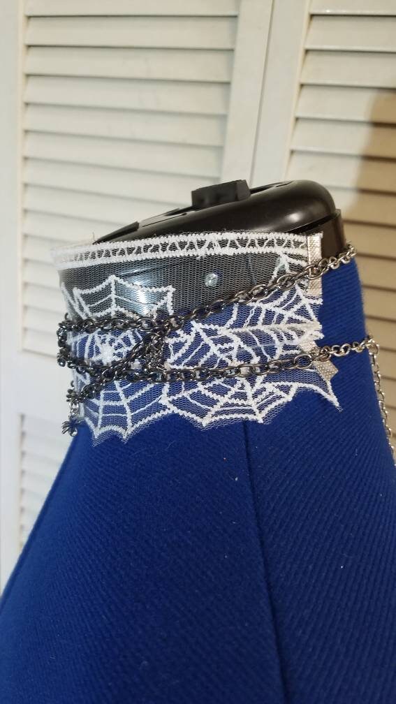 Halloween Spider web ribbon and chain choker collar | Etsy