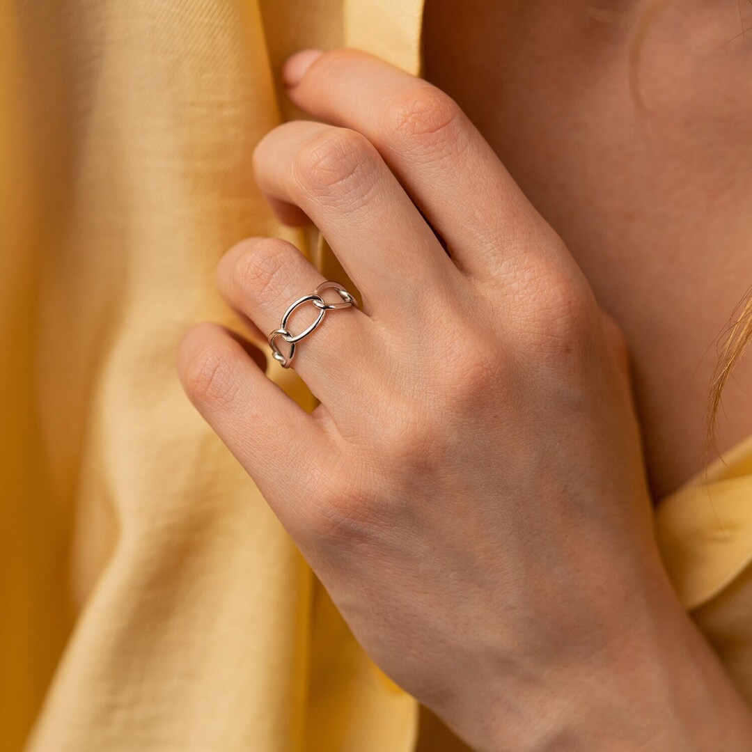 CHAIN Elegant Bridal Band, Beautiful Gold Wedding Jewelry for Women ...