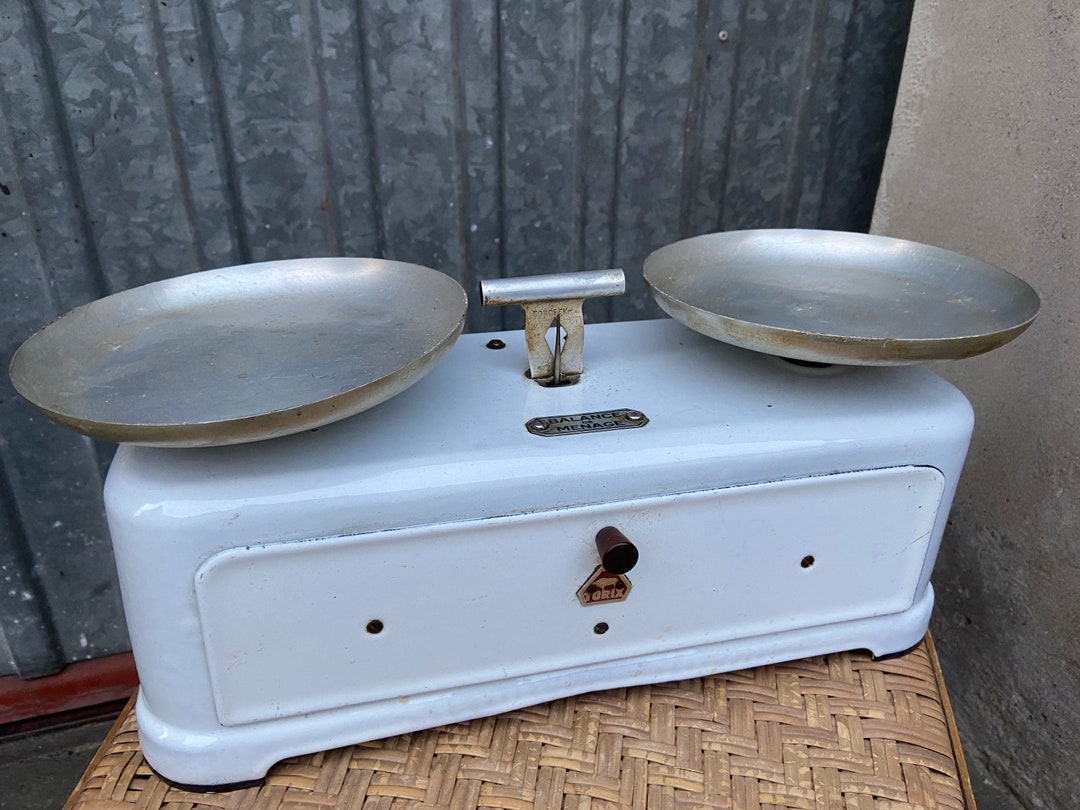 Balance De Ménage Vintage Marque "torix" Années 50 Tôle émaillée Avec ...