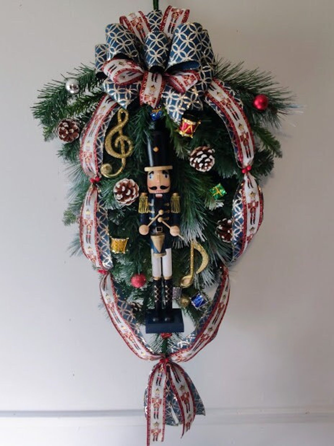 Nutcracker, Nutcracker Swag, Christmas Teardrop, Double Door Wreath ...