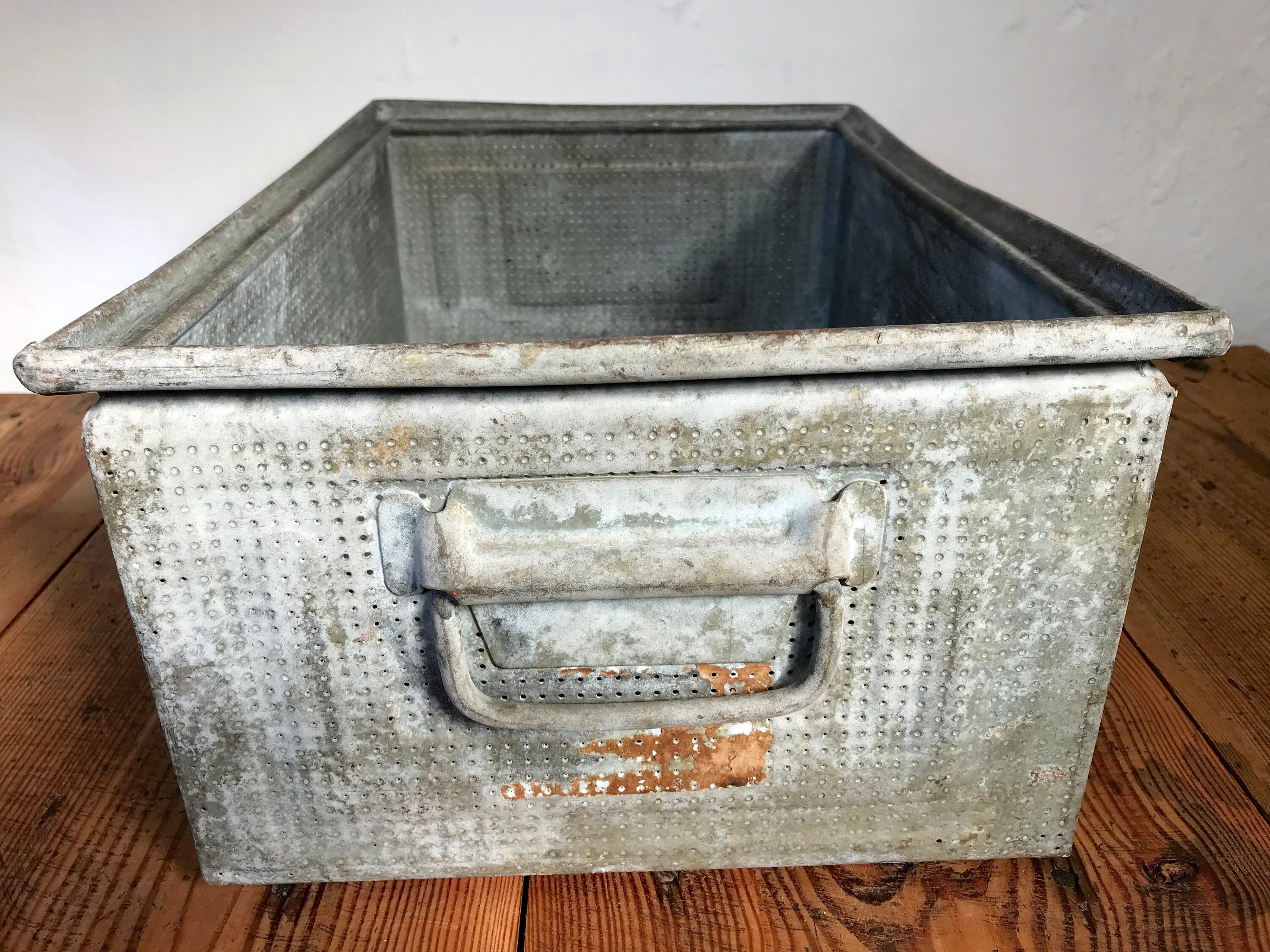 Vintage staple box 47x32x20 Shepherd's box perforated sheet metal box