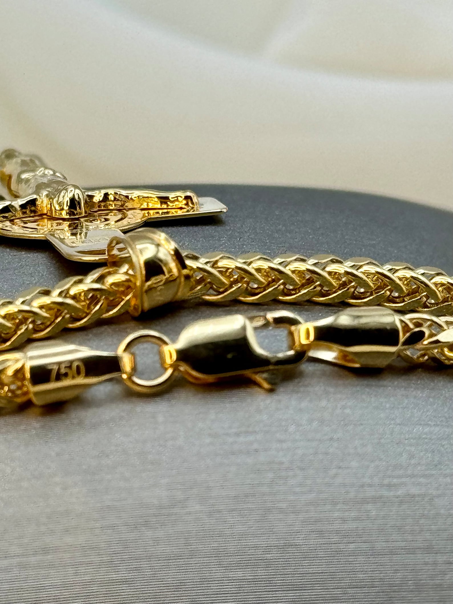 18k Gold Cross Necklace With 3mm Franco Chain - Etsy