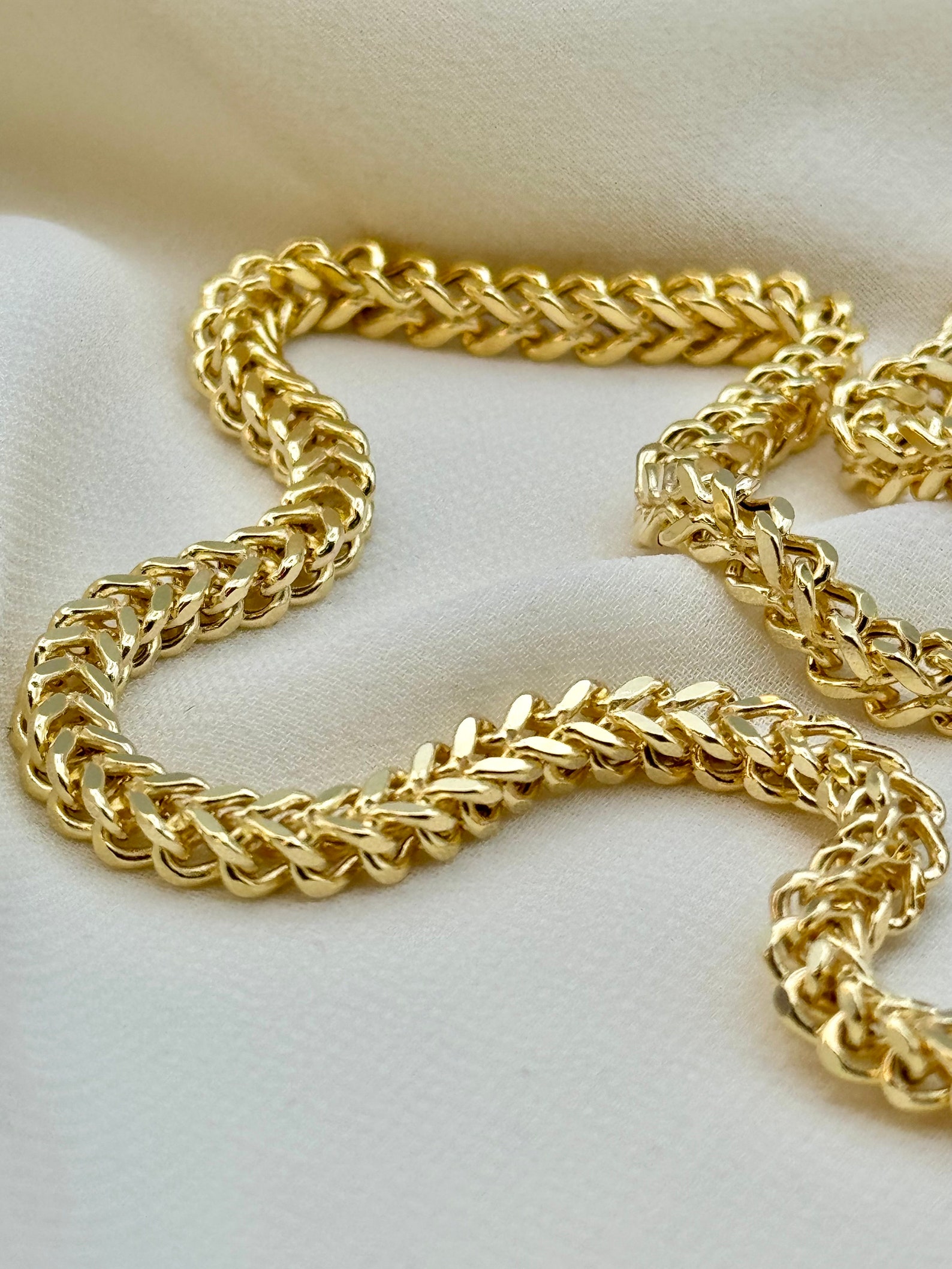 14k Solid Gold Diamond Cut Franco Chain Necklace (4.40mm, 20-24