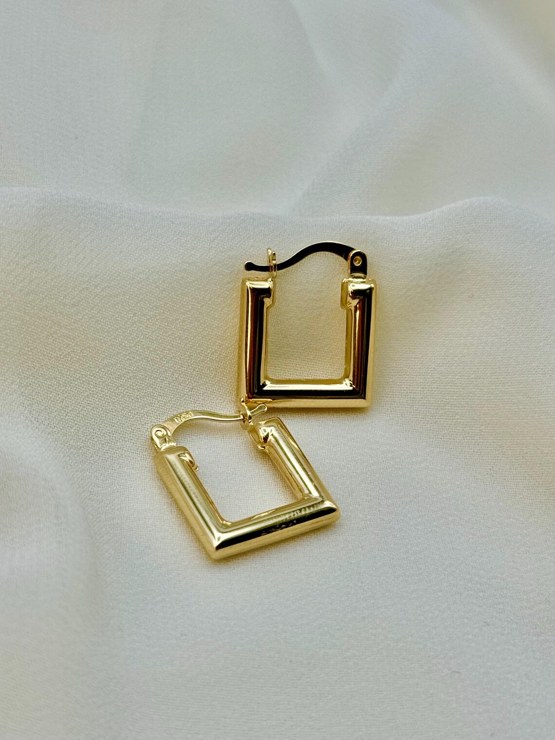18k Solid Gold Square Hoop Earrings: Thick Geometric Hoops - Etsy