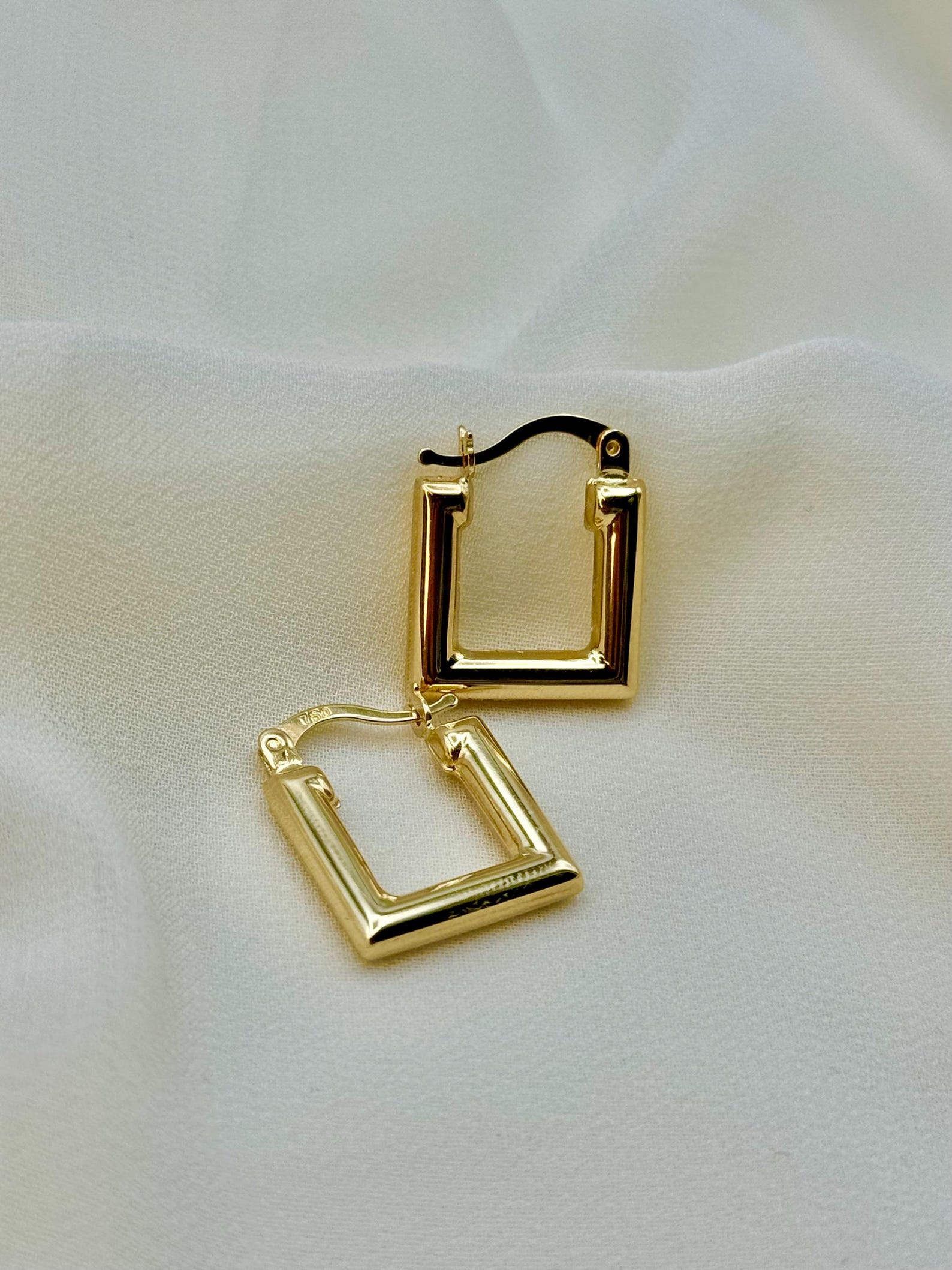 18k Solid Gold Square Hoop Earrings: Thick Geometric Hoops - Etsy