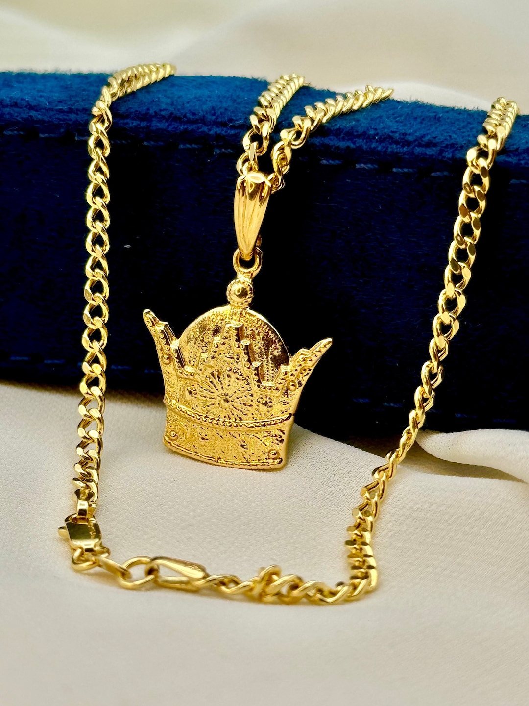 Handmade 18k Solid Gold Pahlavi Crown Necklace With Curb Chain - Etsy