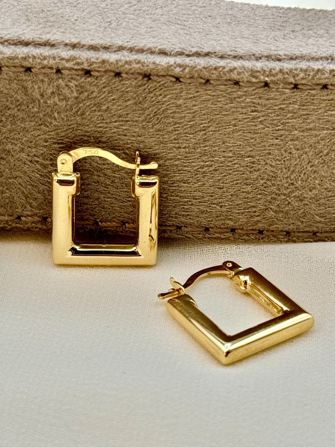 18k Solid Gold Square Hoop Earrings: Thick Geometric Hoops - Etsy