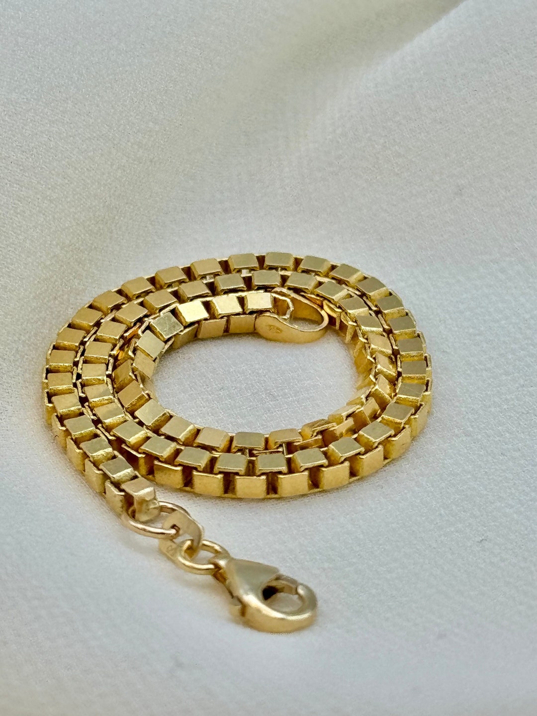 18k Solid Gold Box Chain Bracelet: 2mm, 2.7mm - Etsy