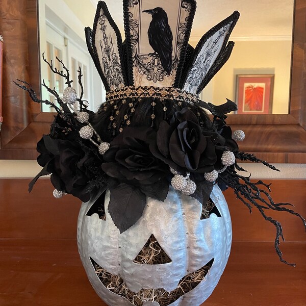 Raven Crow Centerpiece - Etsy